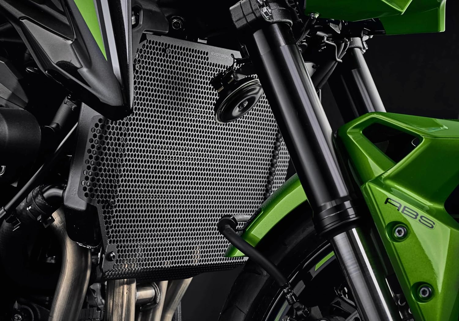 KAWASAKI Z900 EVOTECH PERFORMANCE RADIATOR GUARD – Primo Customs
