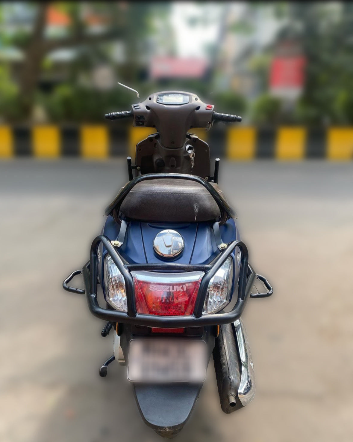 SUZUKI ACCESS 125 CRASH GUARD WITH SLIDERS – Primo Customs